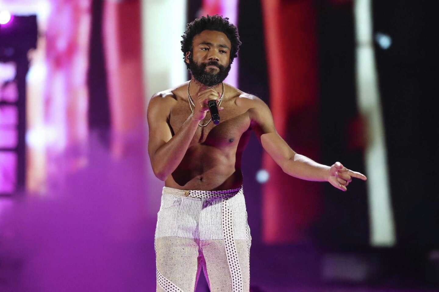 Donald Glover gives Childish Gambino electric send-off at final tour ...