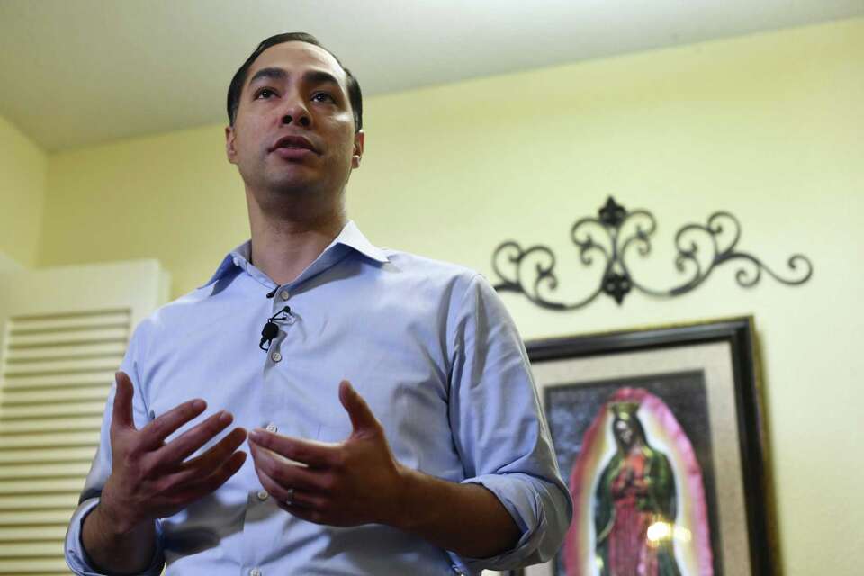 Former San Antonio Mayor Castro launches presidential exploratory committee