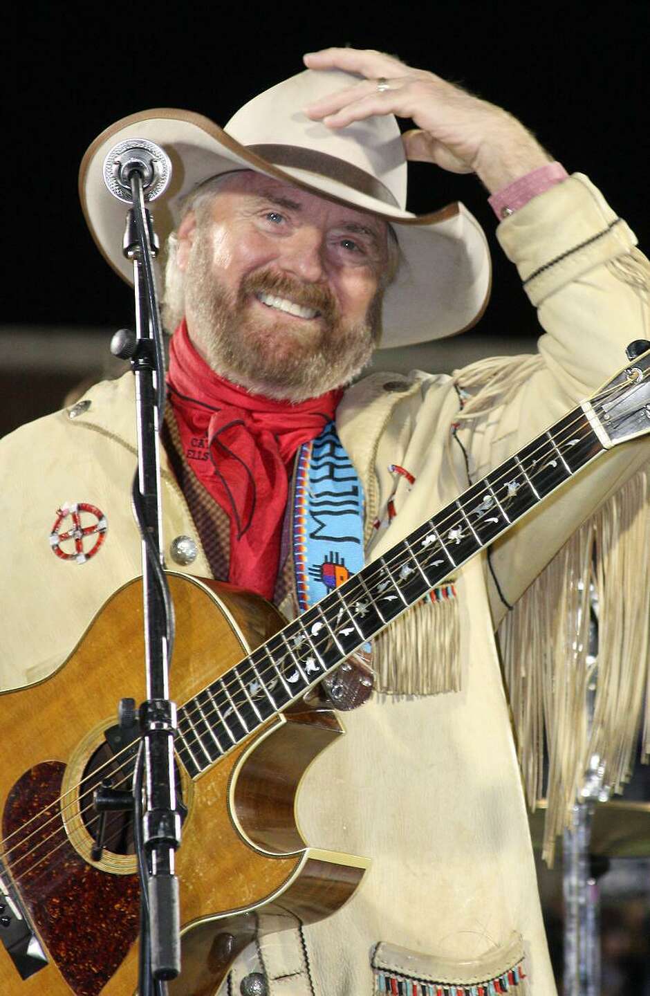 Michael Martin Murphey fans a Christmas wildfire - HoustonChronicle.com