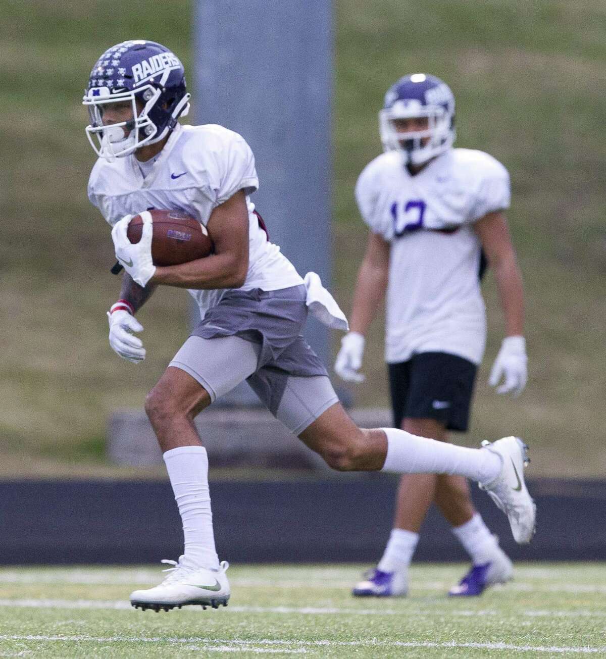 NCAA FOOTBALL: Mount Union, UMHB ready for Stagg Bowl rematch