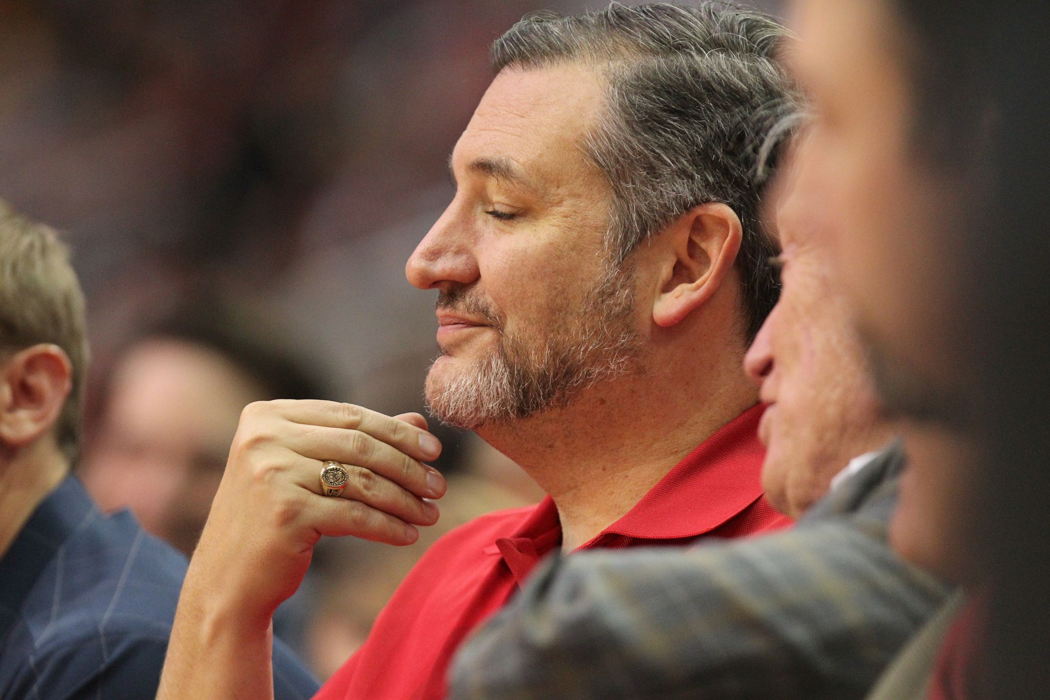 Ted Cruz accepted over $10,000 worth of Warriors-Rockets tickets as gifts