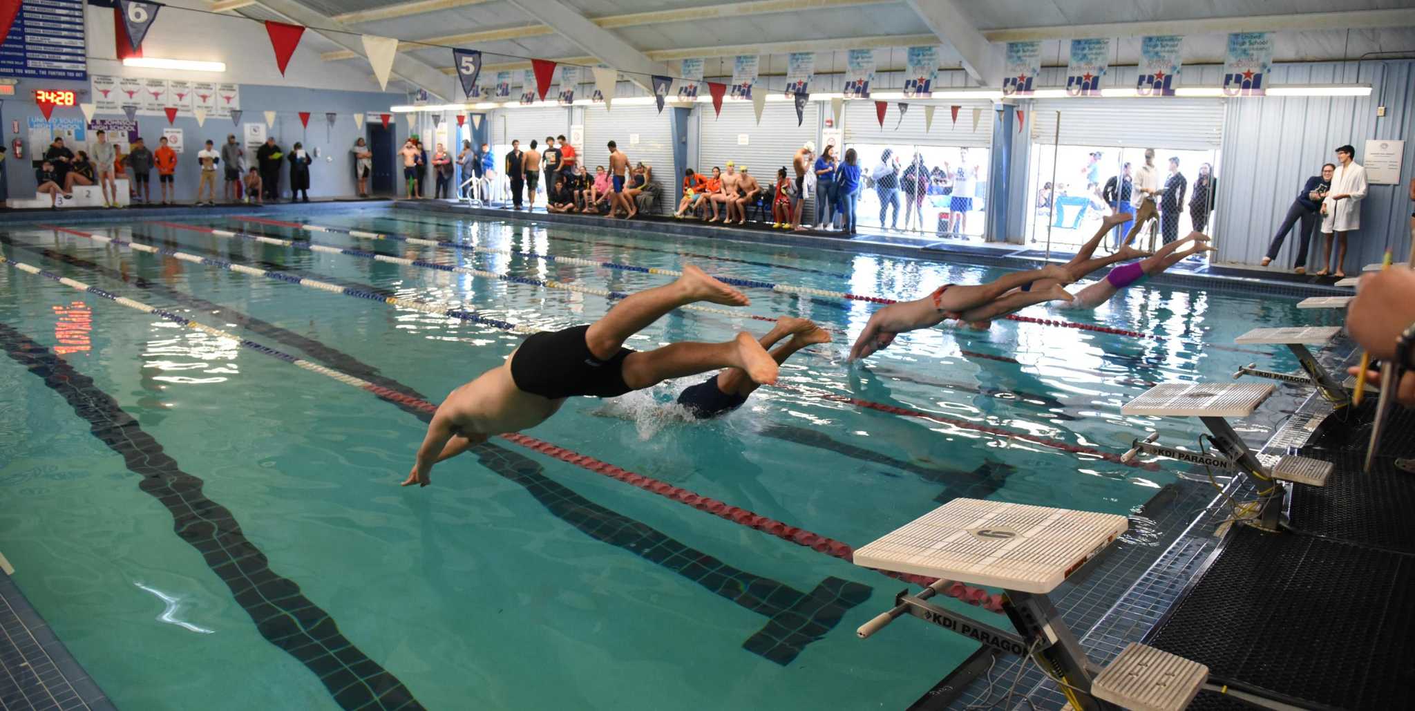 Alexander, United swim teams dominate in home event