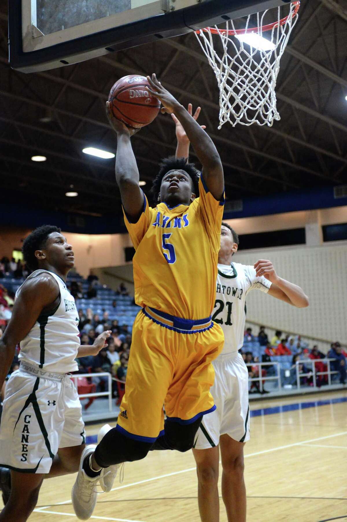 Elkins boys basketball takes tournament win, fast start into District ...