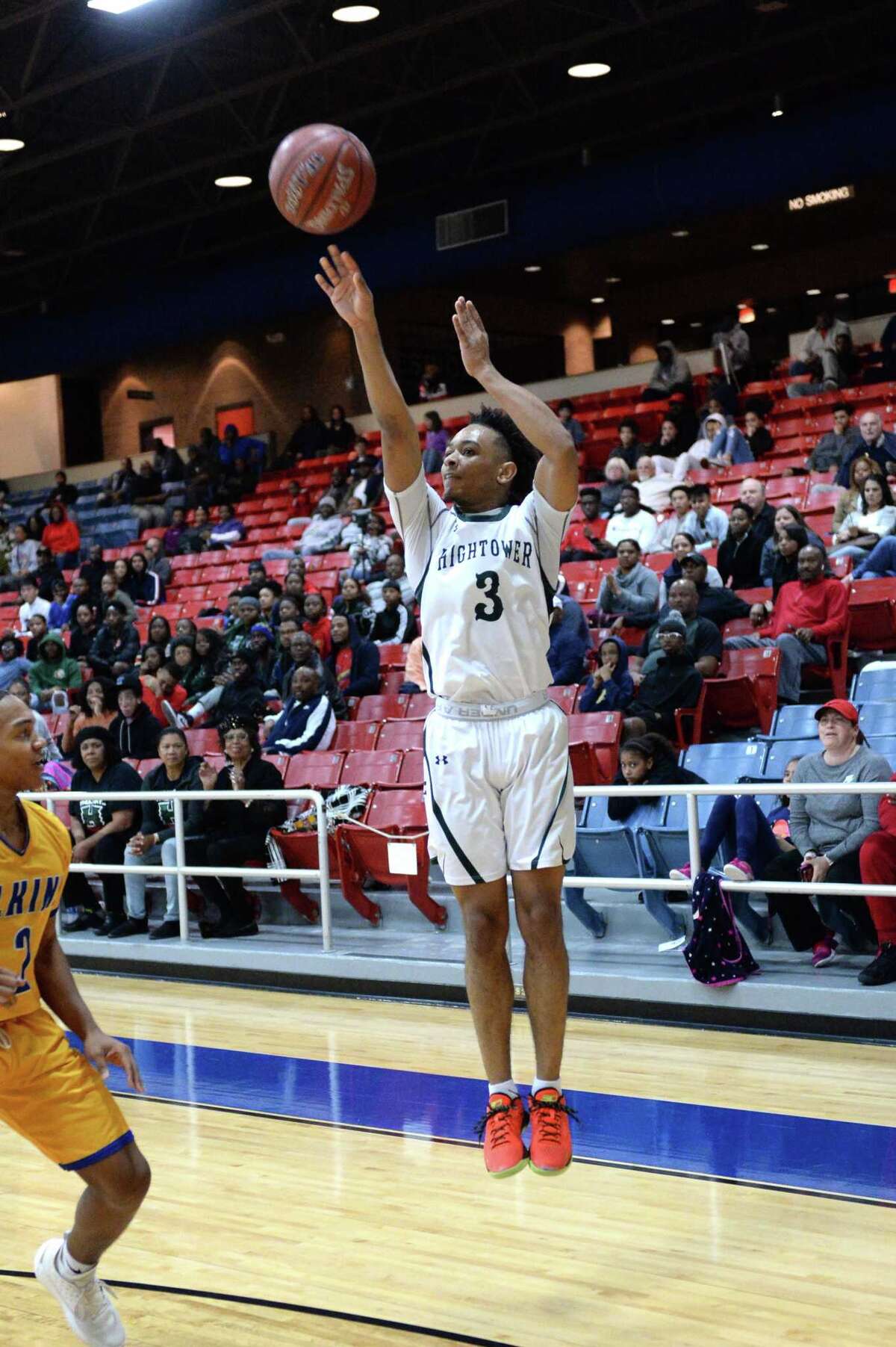 Elkins boys basketball takes tournament win, fast start into District ...