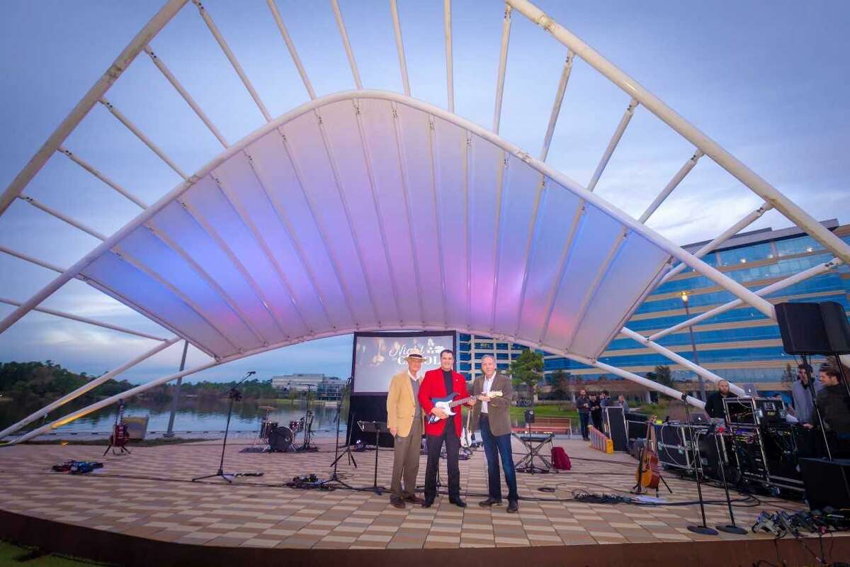 Hughes Landing band shell, boardwalk officially conveyed to The Woodlands
