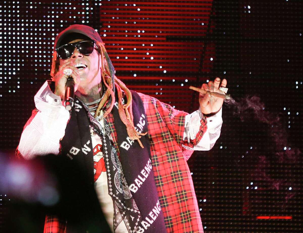 Lil Wayne kicks off Tidal X tour with free Houston show