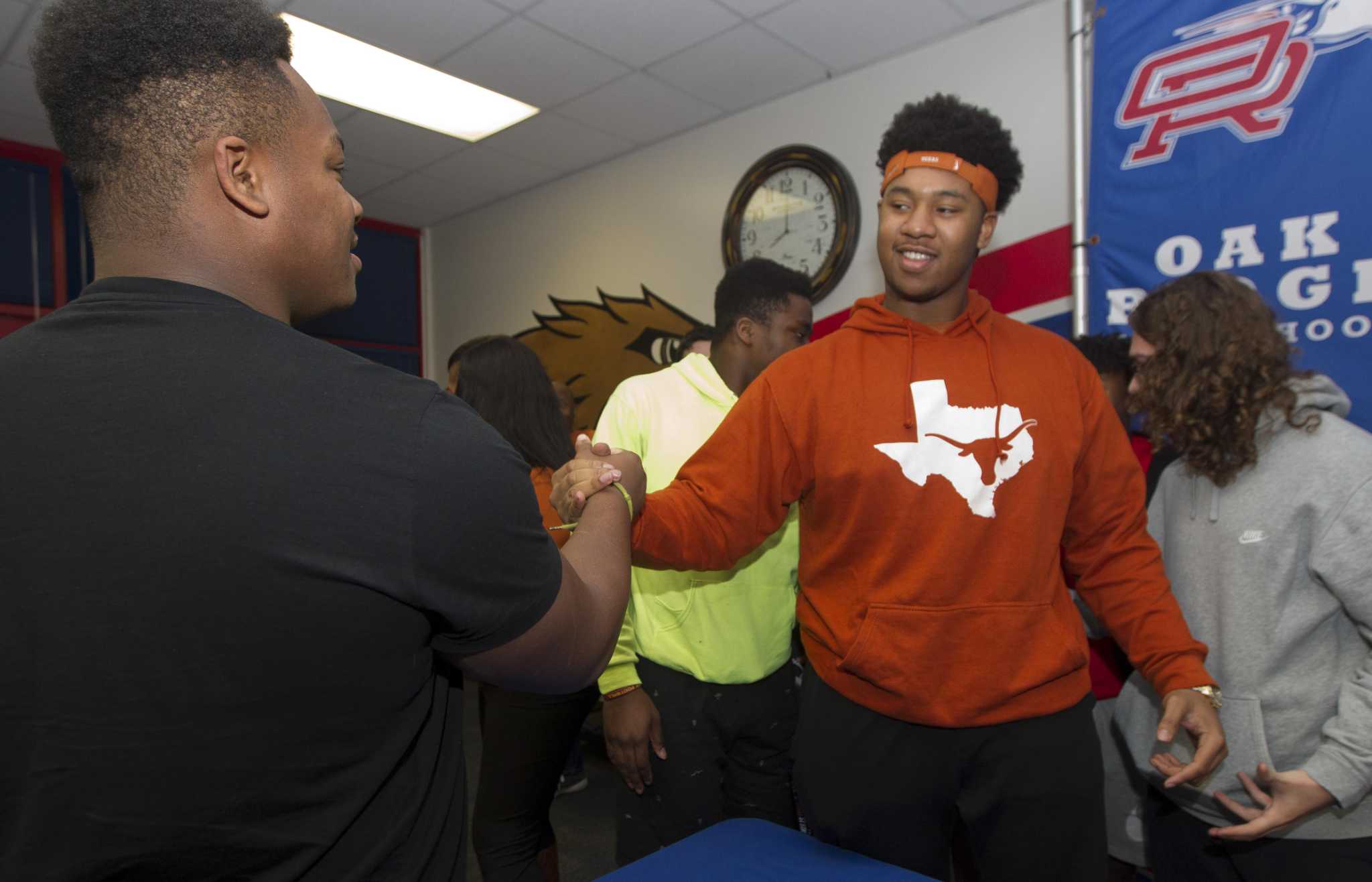 UH football: Texas ex Tyler Johnson embraces 'Horns Down' gesture