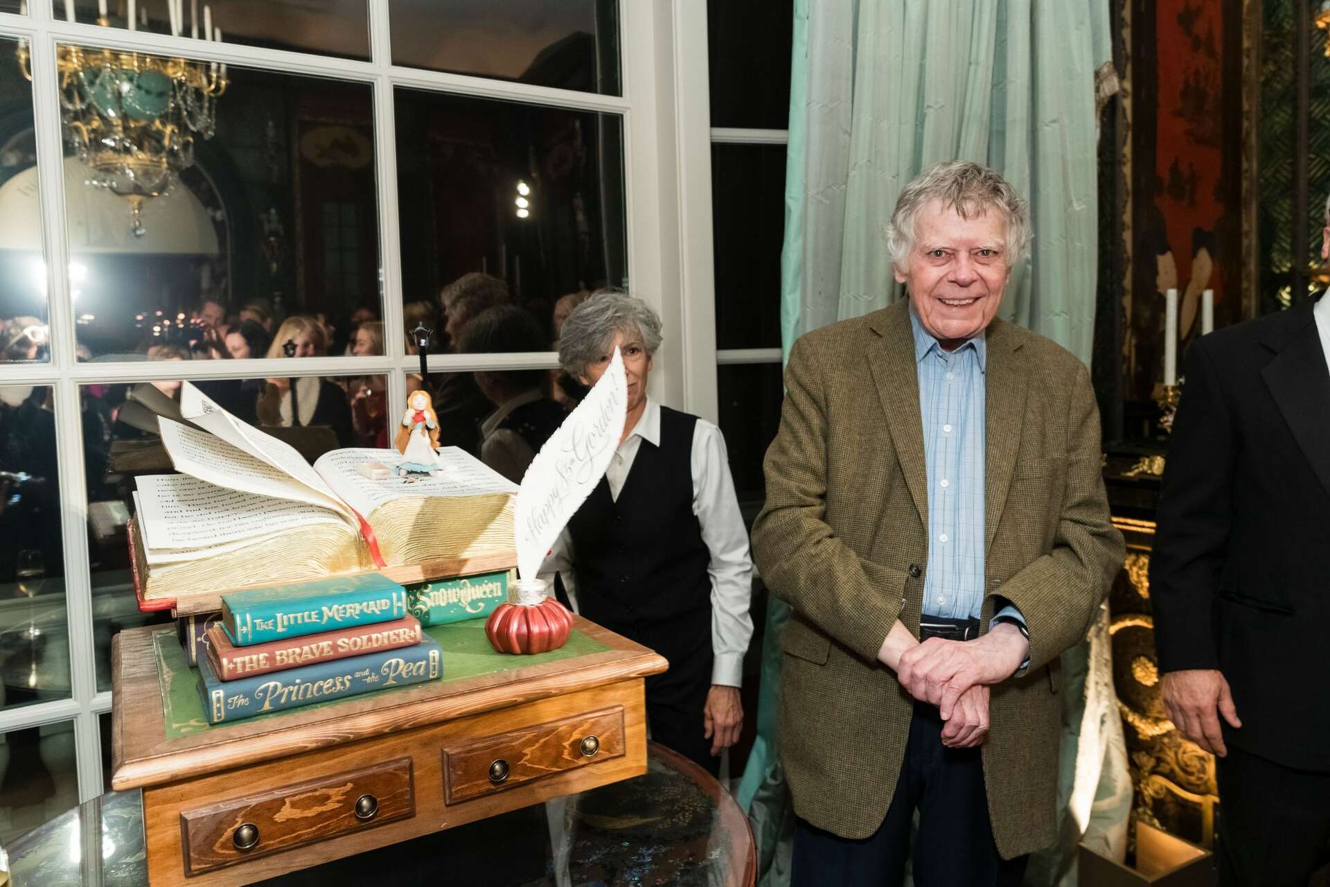 Who's who of SF society turns out for Gordon Peter Getty's 85th birthday