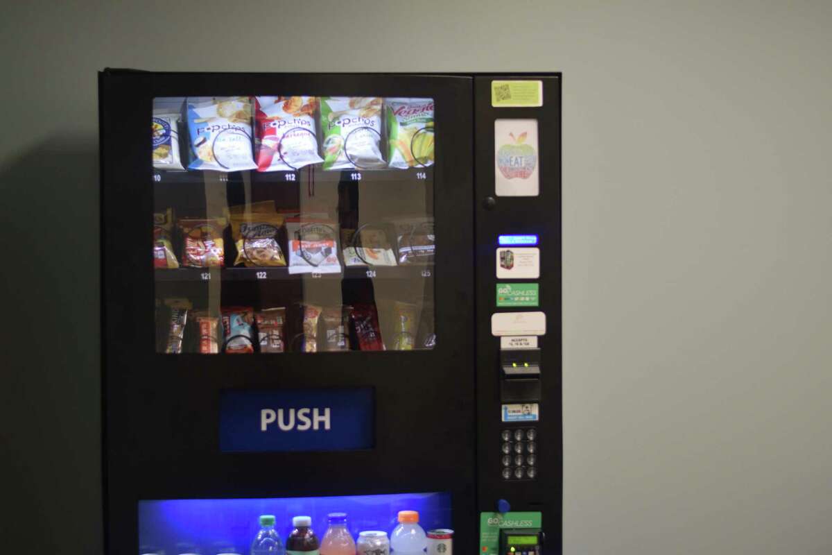 Healthy vending machine industry emerges in northwest Houston