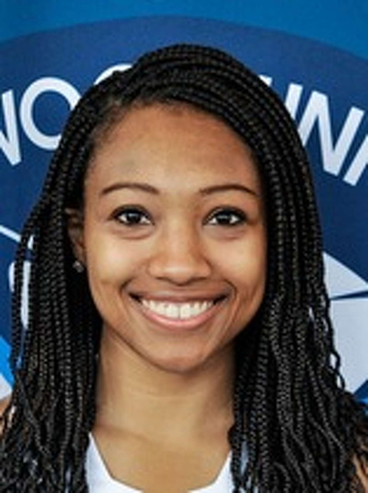 Tough cookie: NU's Zakiya Wells fighting through pain in senior season