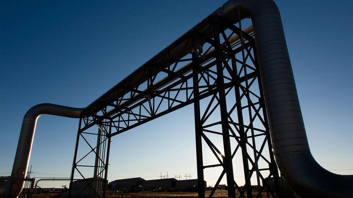 Moda Midstream loads first supertanker at Port of Corpus Christi facility