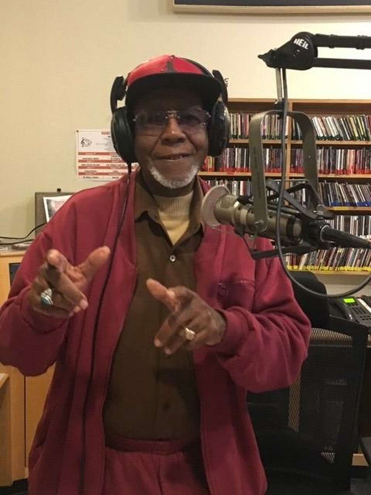 Emmit Powell, Bay Area gospel music mainstay and restaurateur, dies