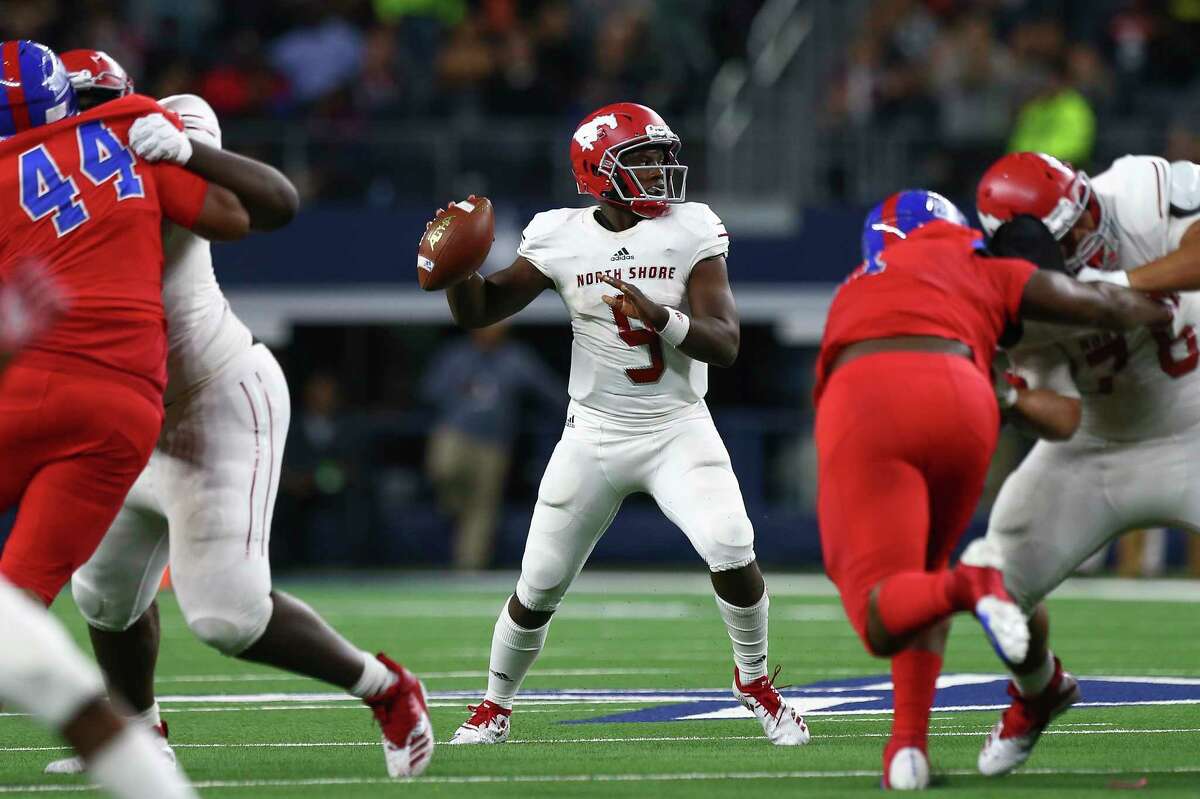 UIL football state championships staying at AT&T Stadium in near future