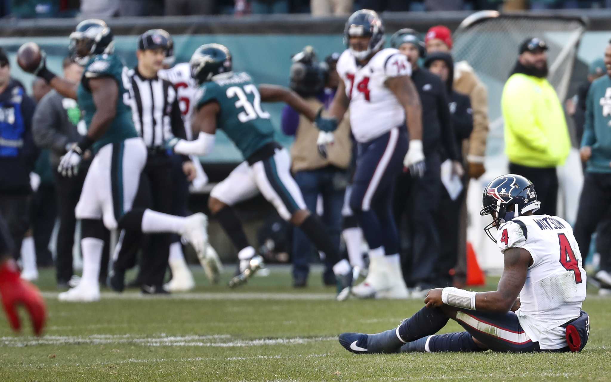 Smith: Texans falling backward as playoffs draw near