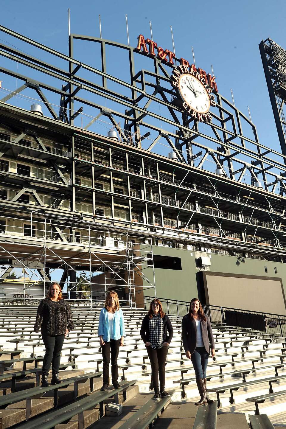 SF Giants installing monster scoreboard to help compete for fan dollars