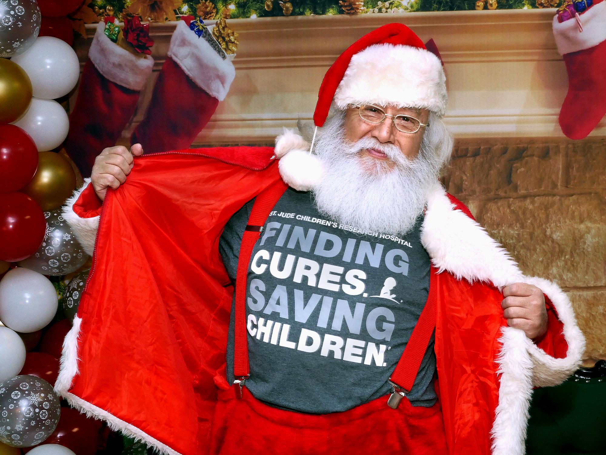 Un Santa para St. Jude