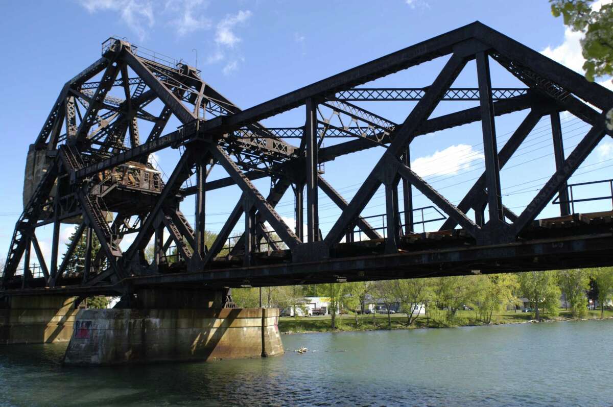 15 aging bridges in state marked for repair work