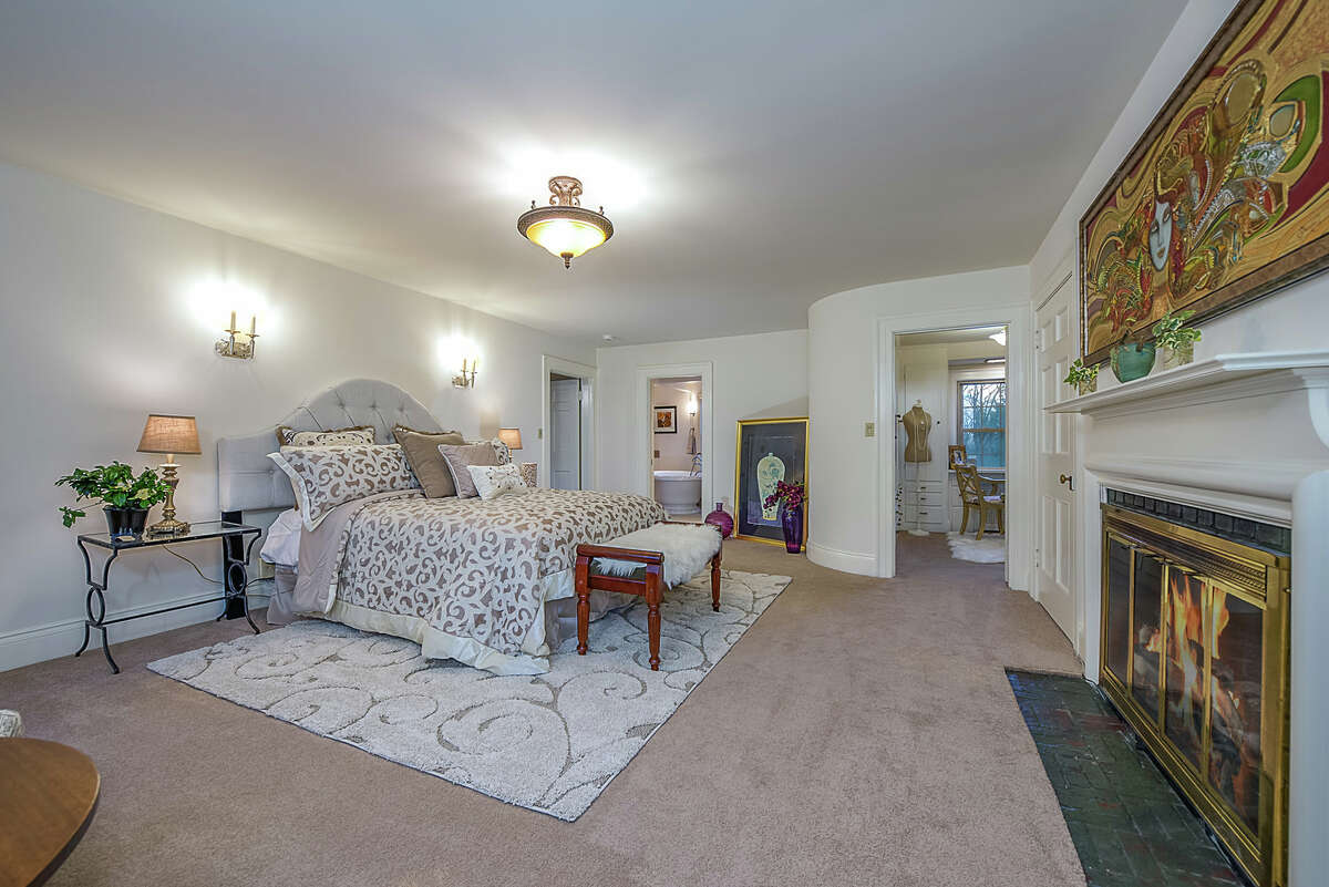 Seattle loses its Heart: Ann Wilson's house up for under $5 million