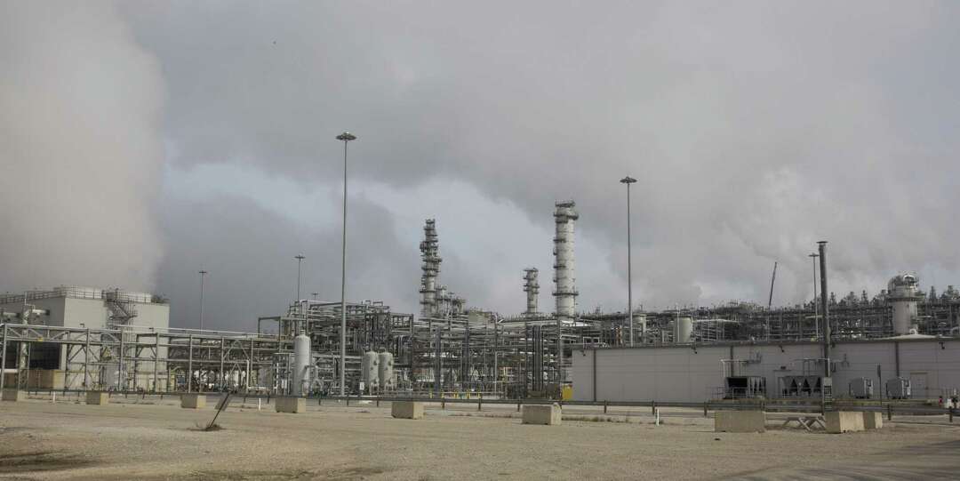 Reporter’s Notebook: ‘Gold-collar’ workers growing more vital in oil ...