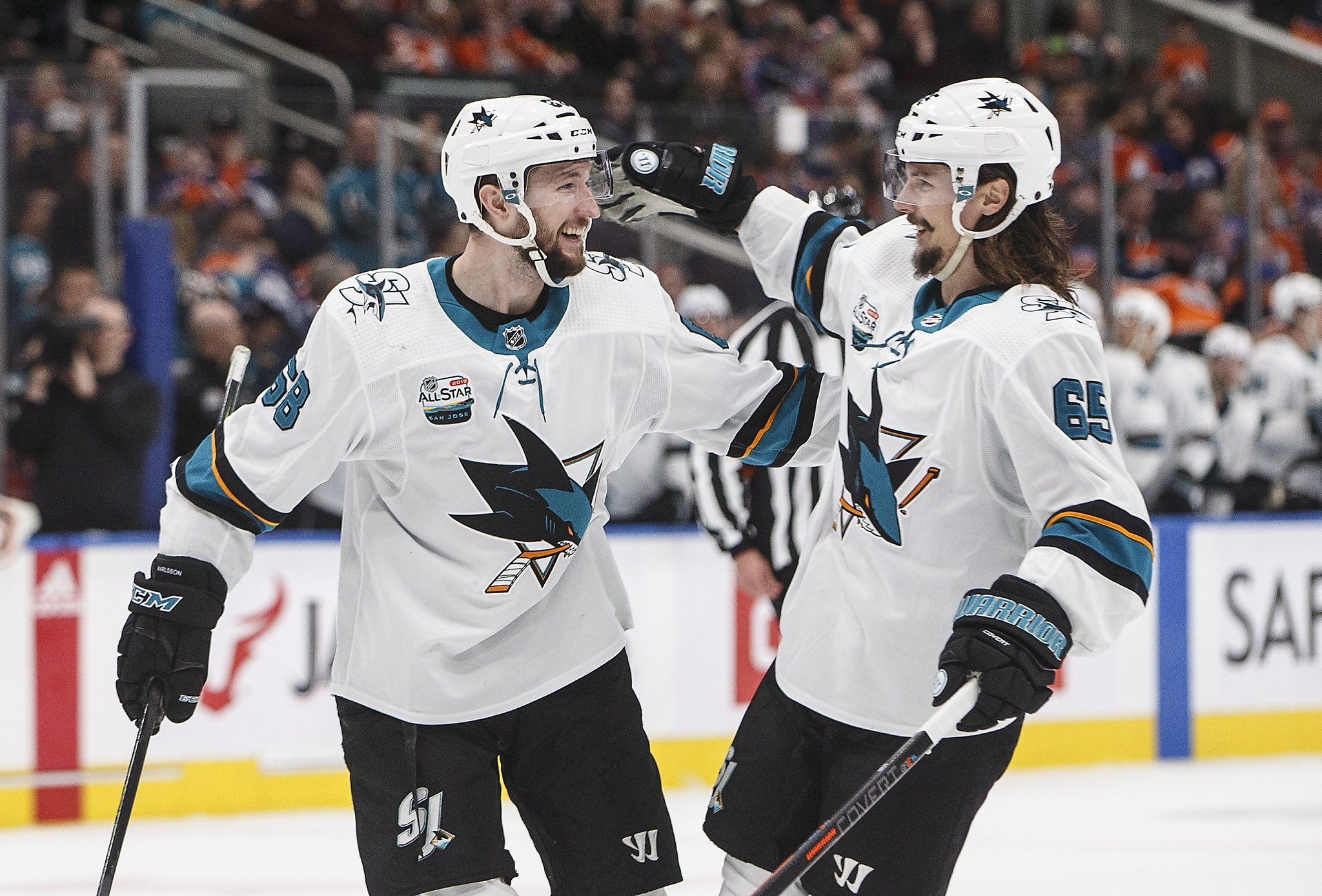 Erik Karlsson keys Sharks’ 7-4 win over Oilers