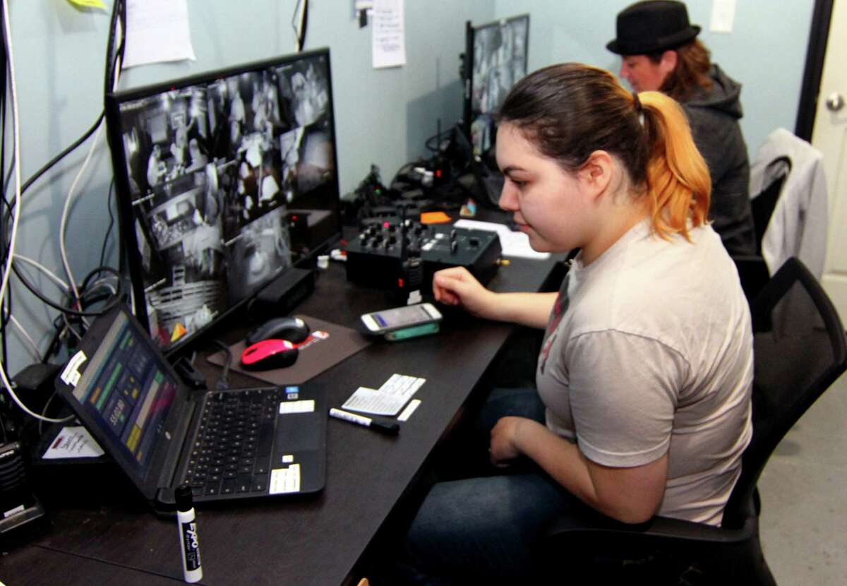 Local escape rooms helping people escape their screens