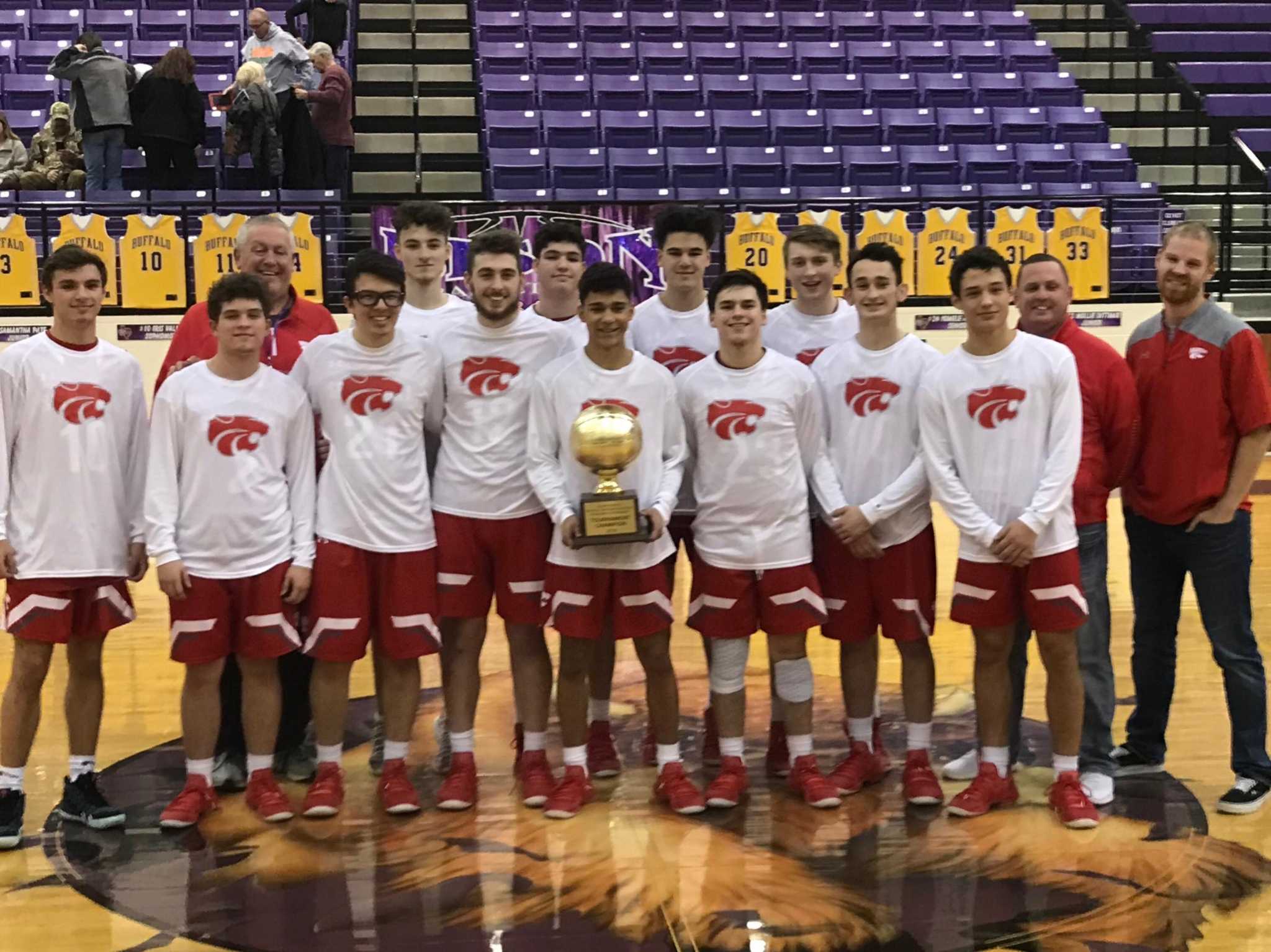HOOPS ROUNDUP: Splendora boys win Buffalo tournament championship