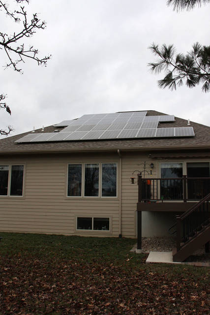 StraightUp Solar installations popping up in Edwardsville, Glen Carbon