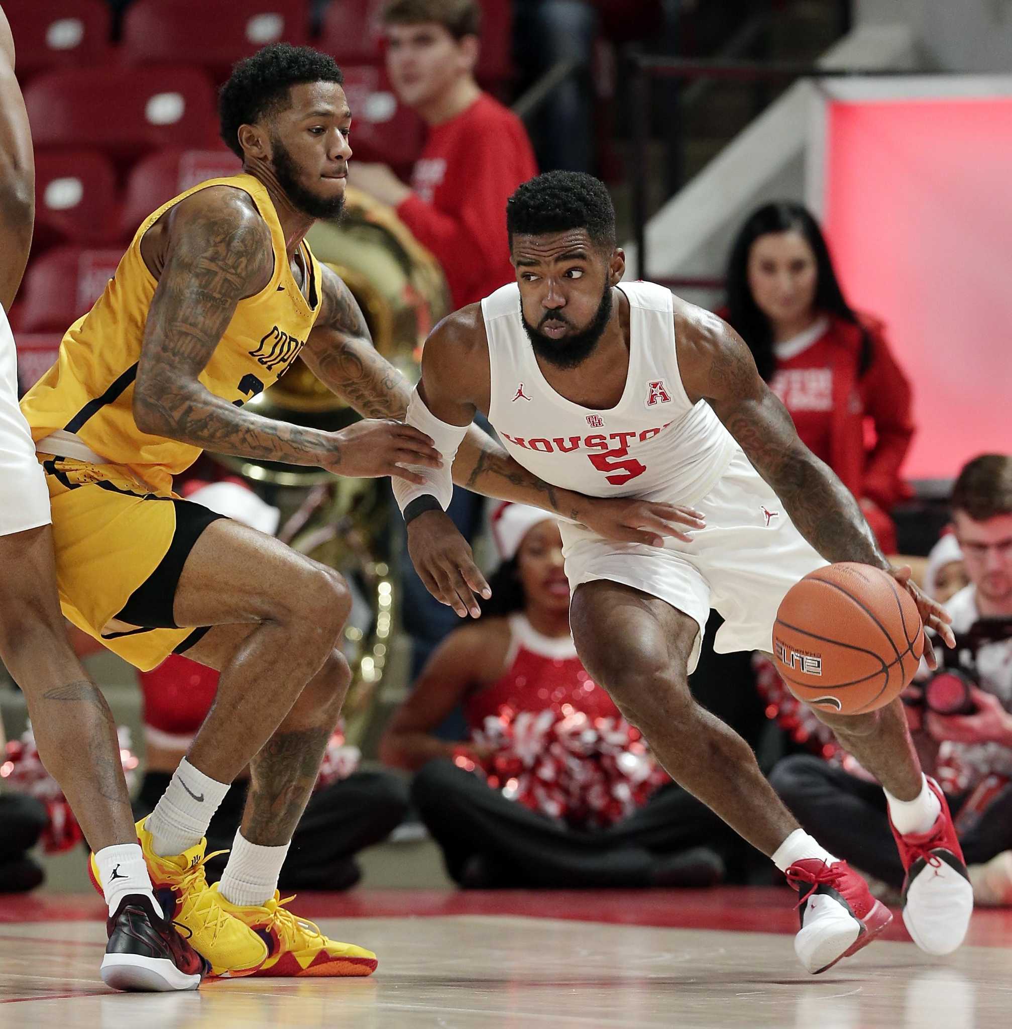 Former Raven excelling for nationally-ranked Coogs