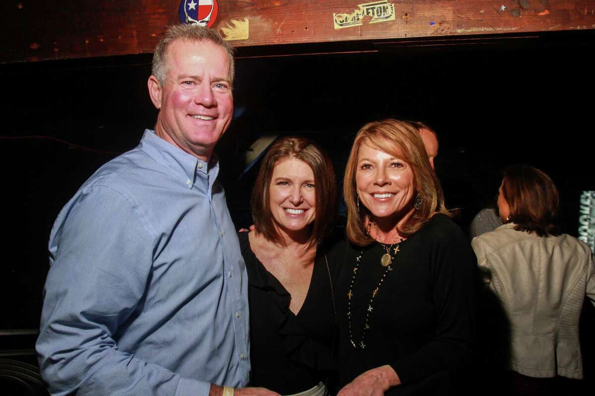 Party goers bid farewell to Fitzgerald's