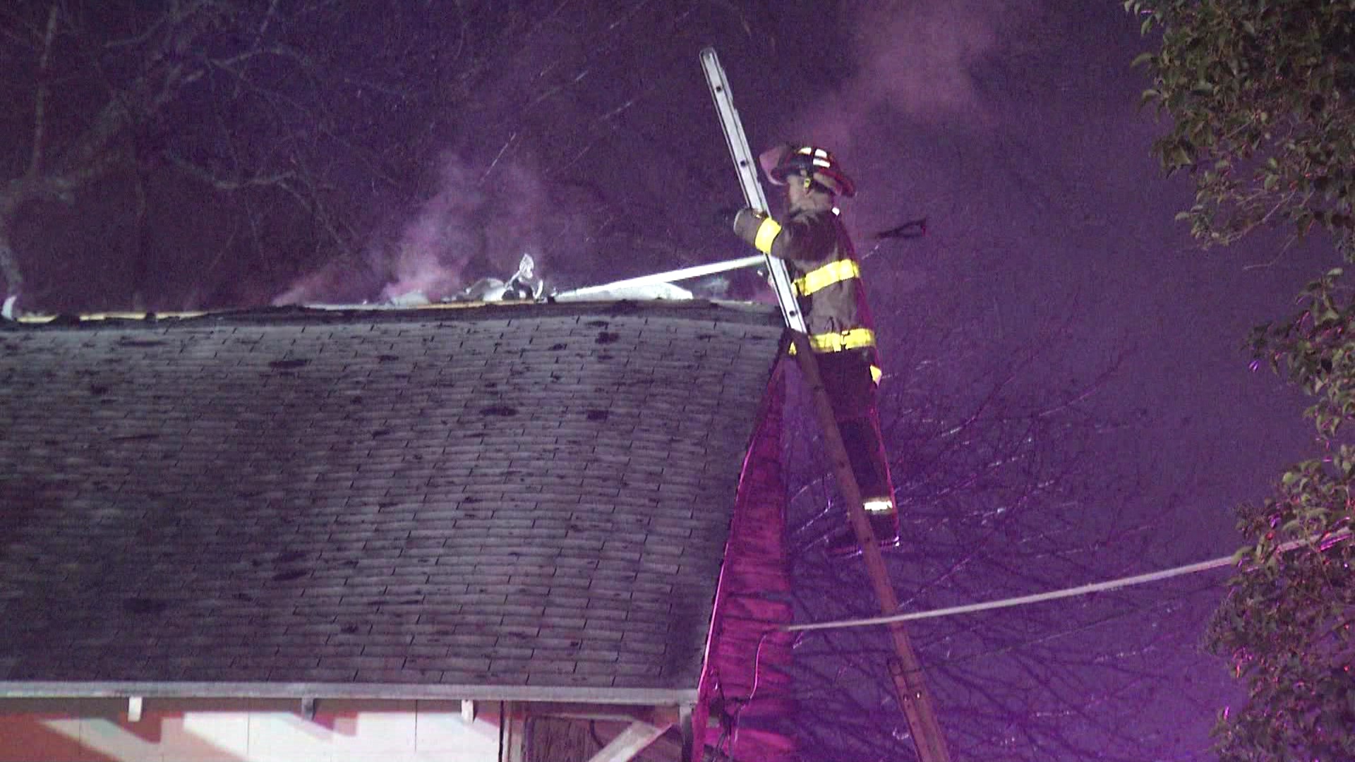 5 structure fires confirmed in San Antonio overnight