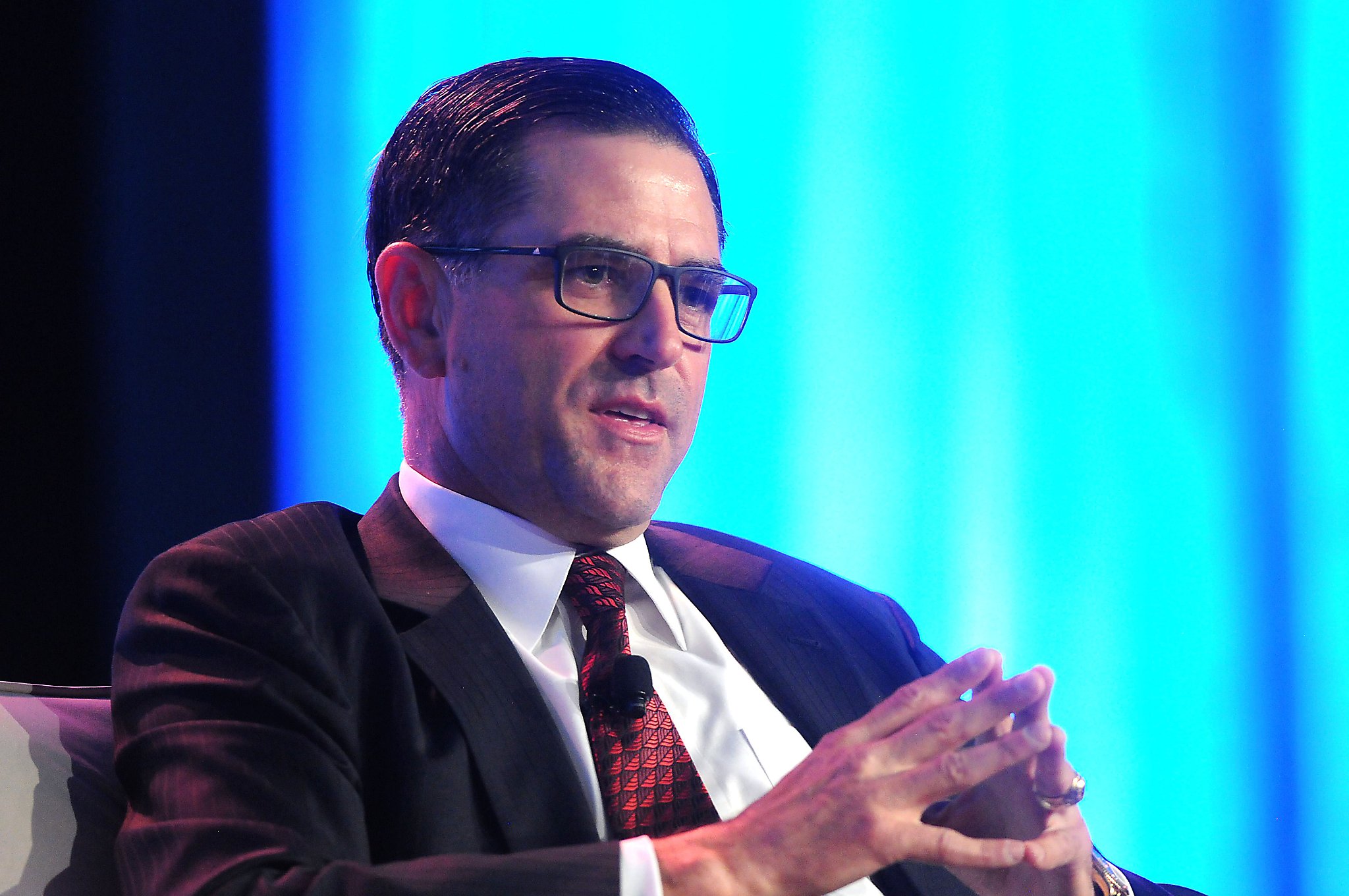 Halliburton chief adds chairman role to his title
