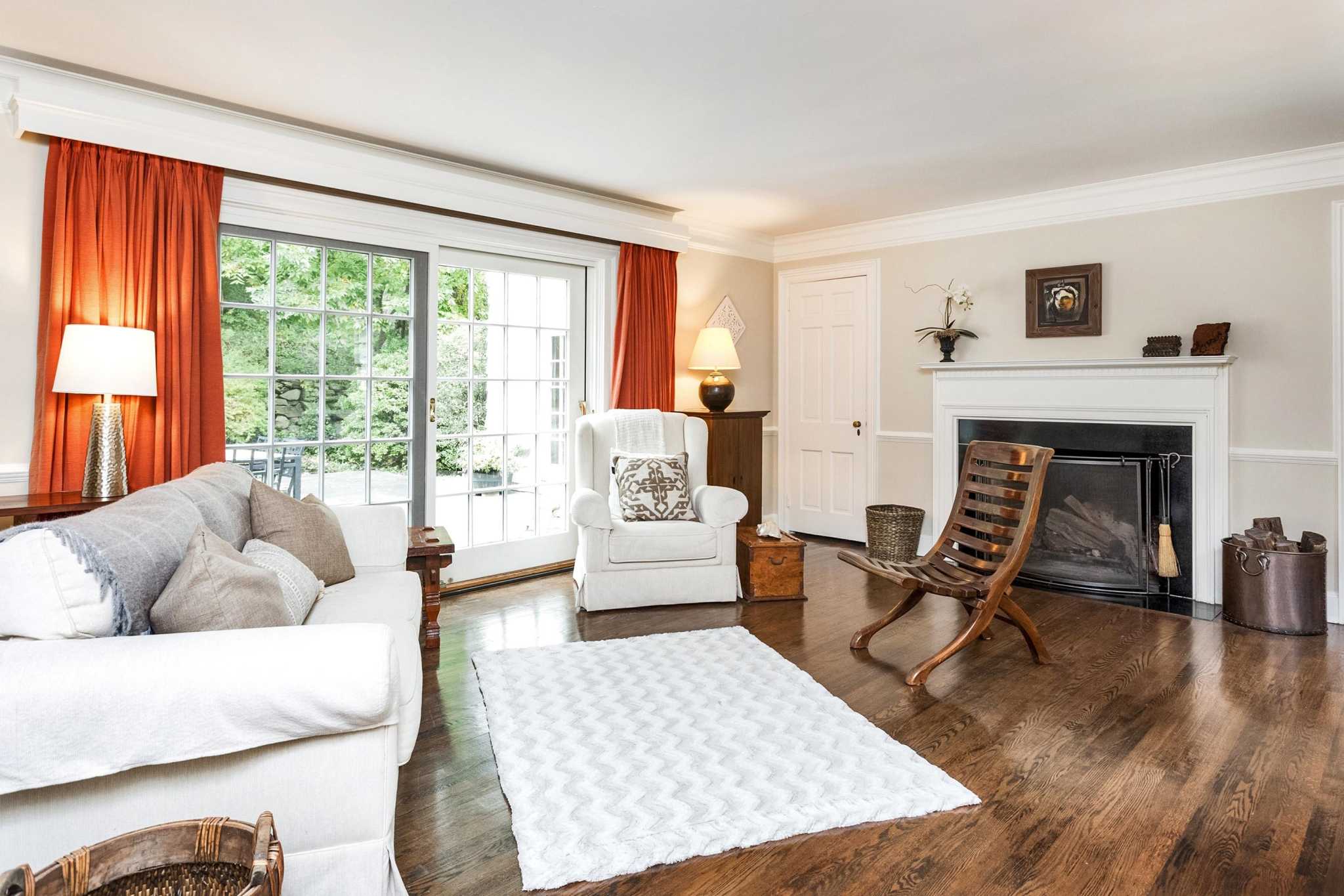 ‘Rare find at the price point’ in Darien’s Delafield Island