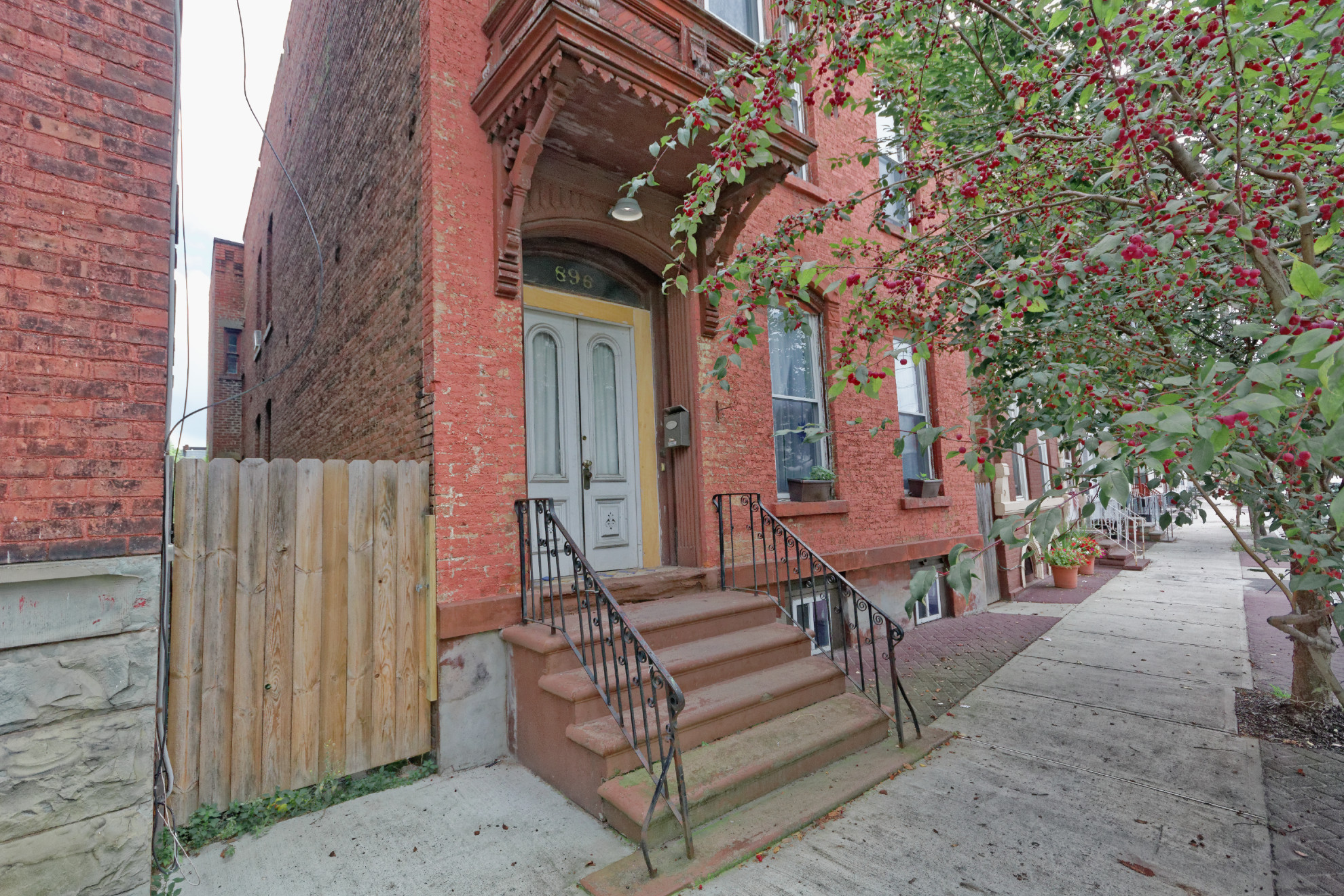 House of the Week: Victorian row house in Troy
