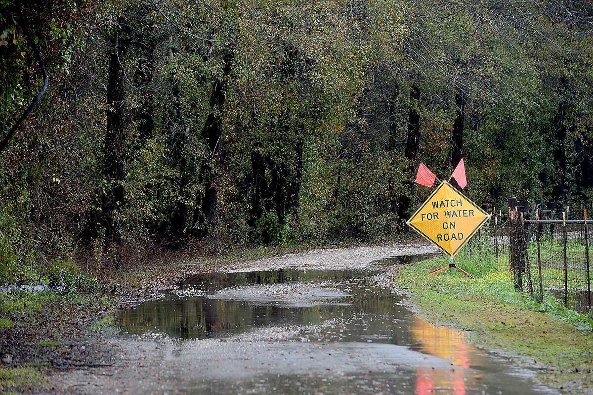 Sabine River at mild flood stage, Toledo Bend gates open