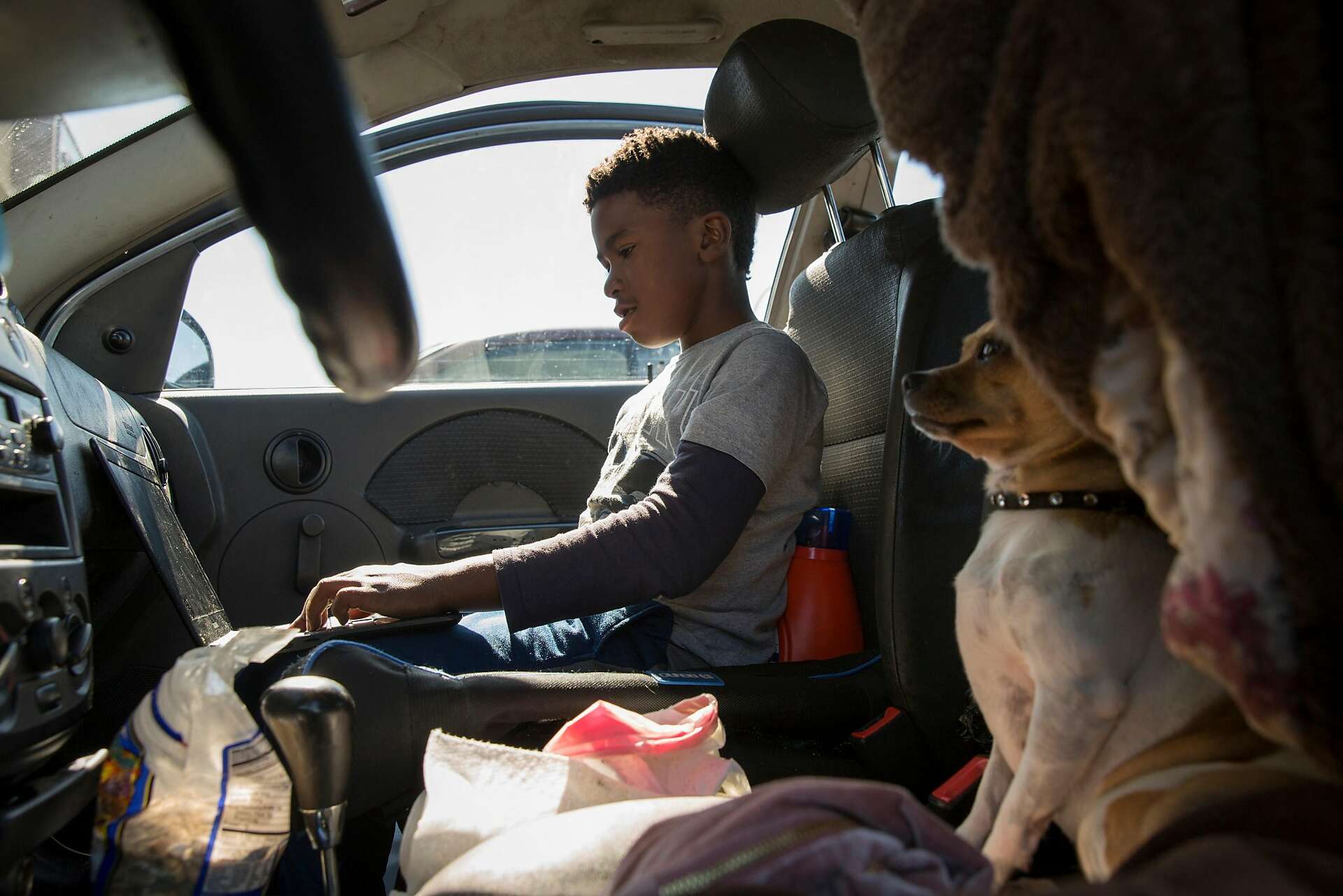 Homeless mom had a dream to convert her bus into a home. It’s happening