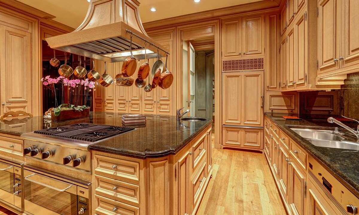 Opulent 'piece of Versailles' in Nob Hill hits market