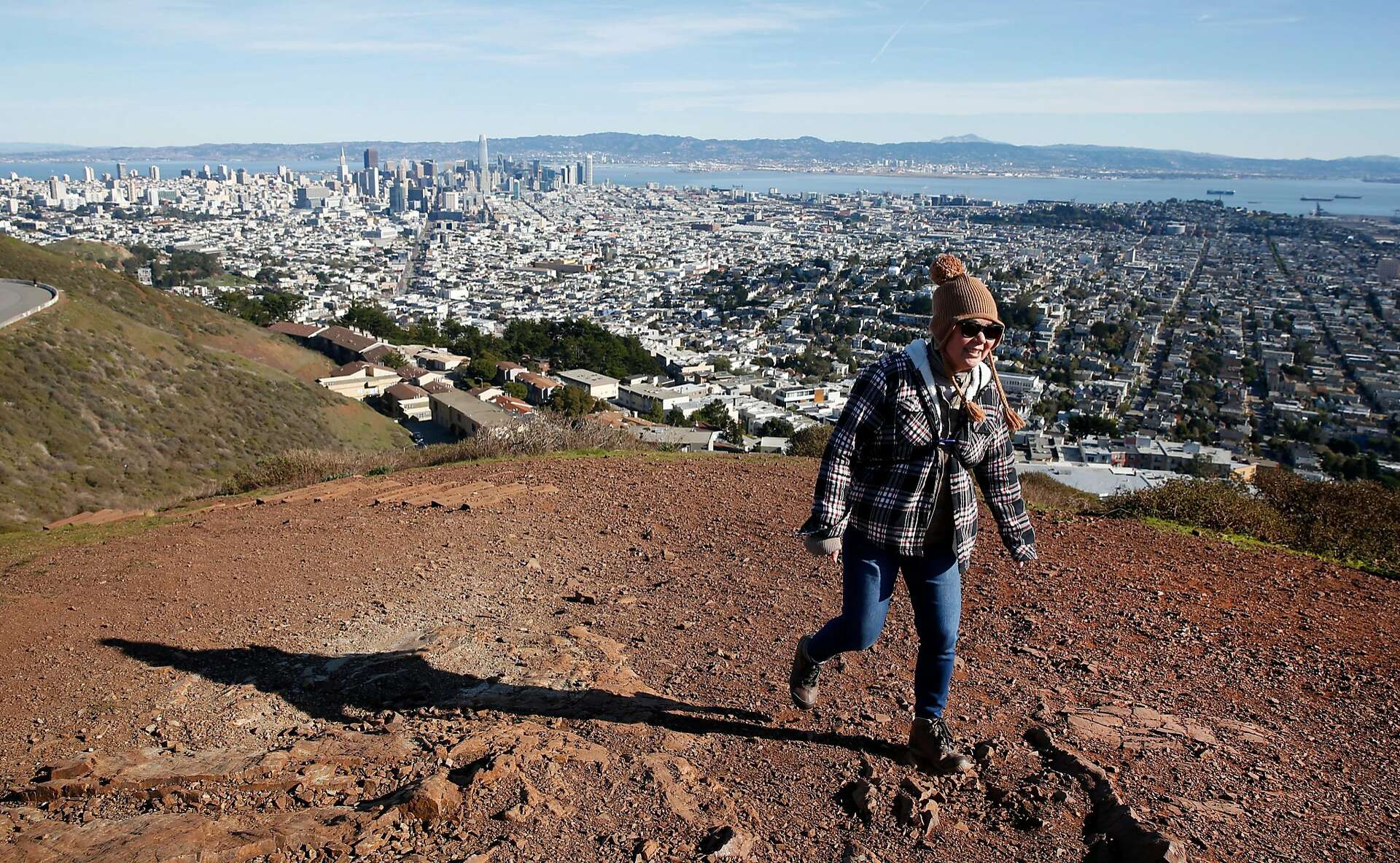Twin Peaks trek starts year on high point