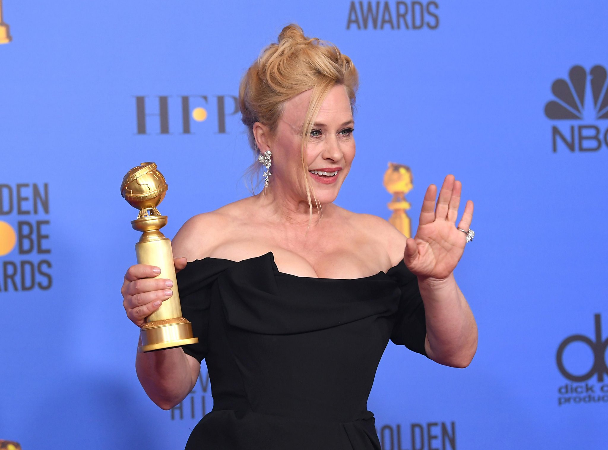 Arquette thanks prison workers, inmates in award speech