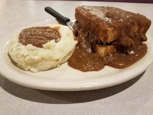 OTL: Alex's Railside is old school delicious