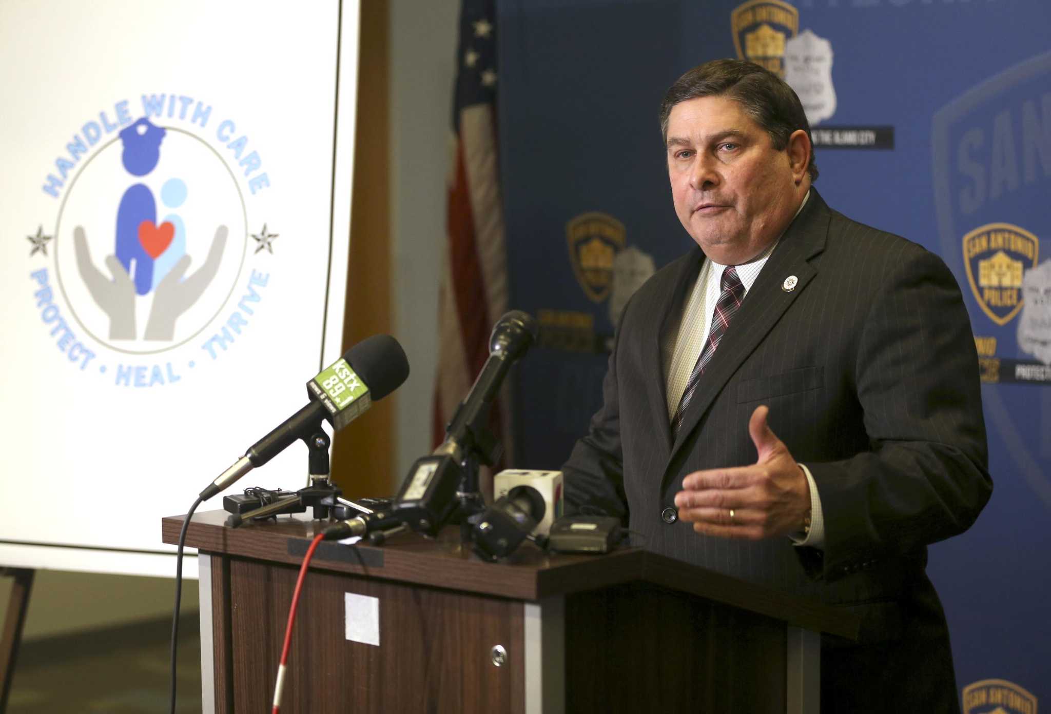 North East ISD names interim to replace retiring superintendent