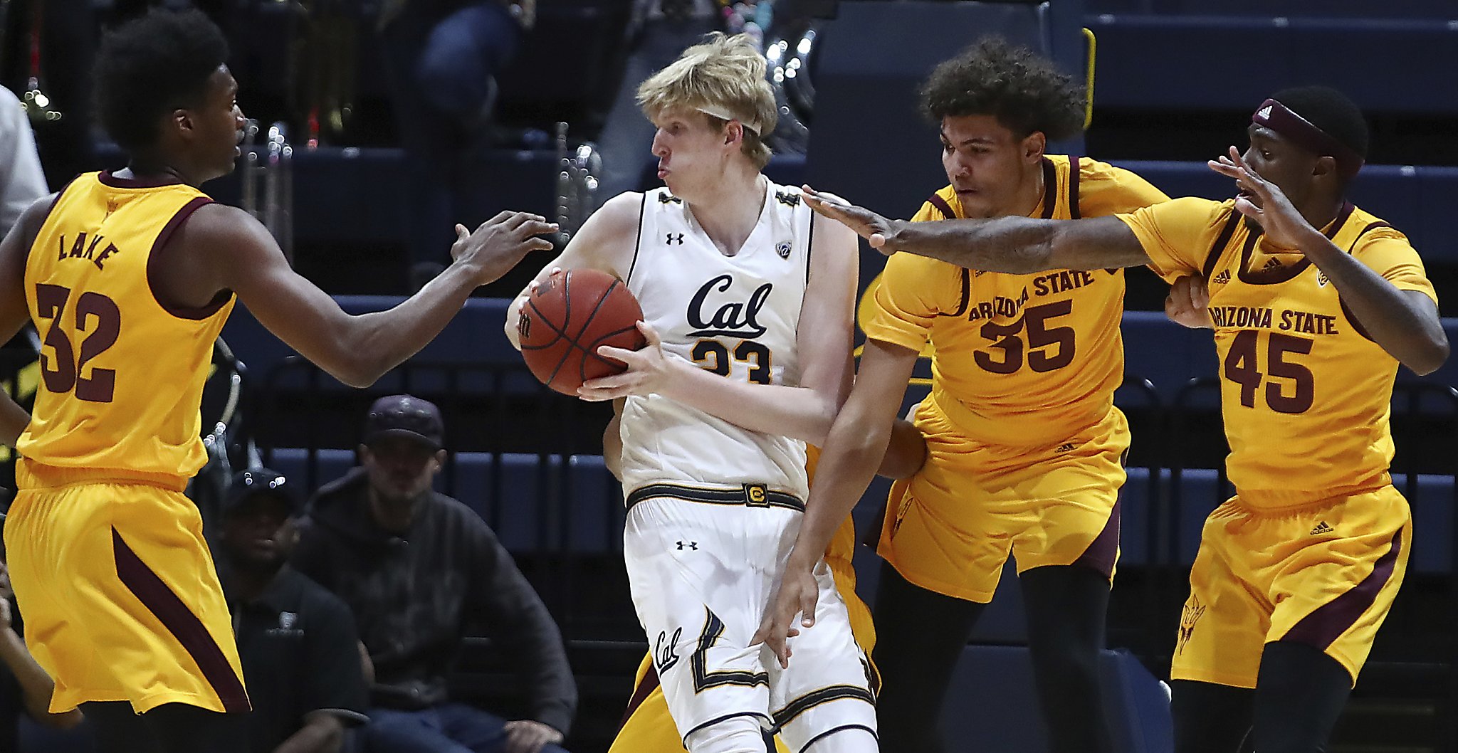 Cal’s Connor Vanover offers glimmer of hope in basketball’s lost season