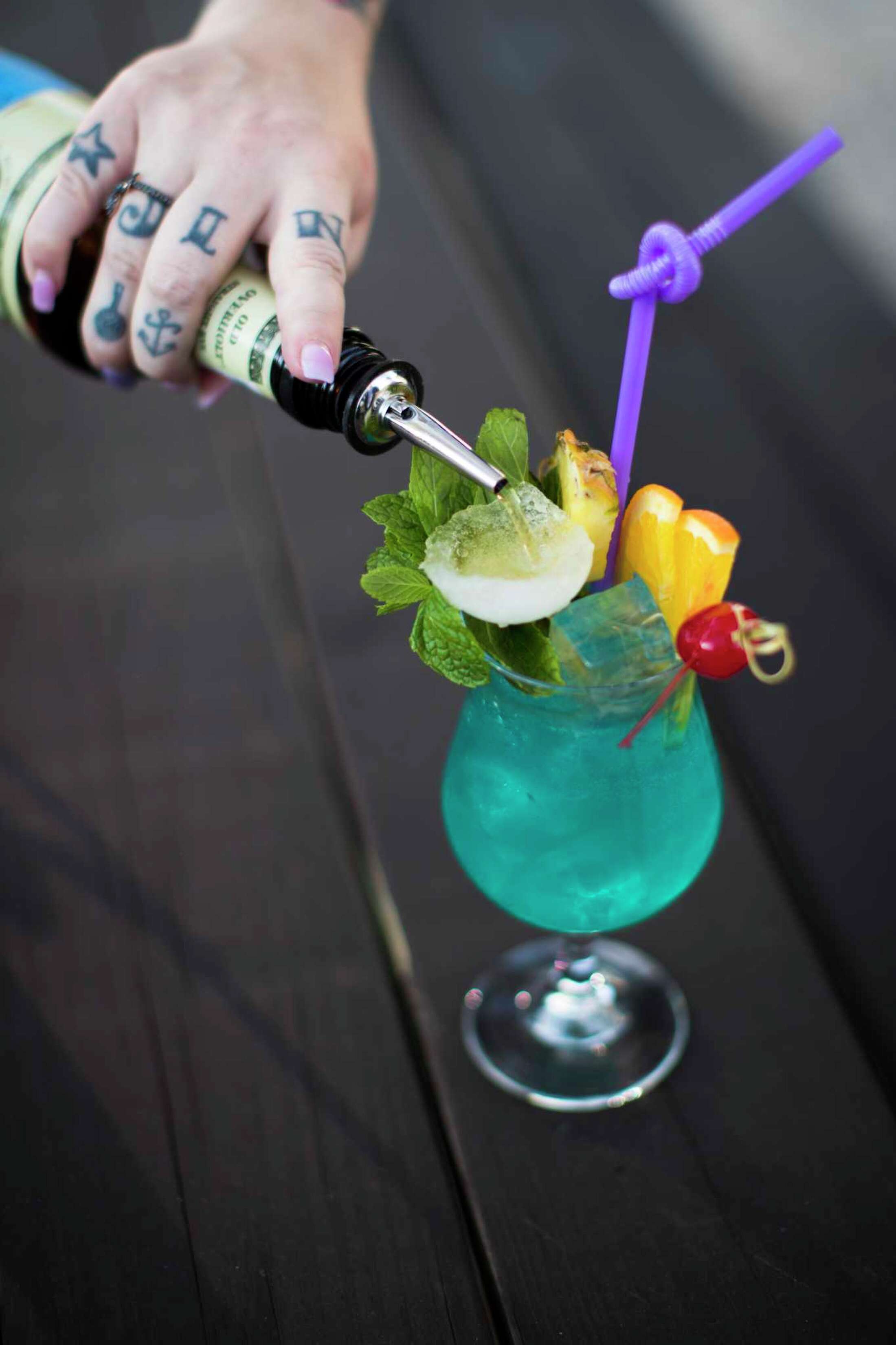 14 Houston bars just right for sipping and mingling