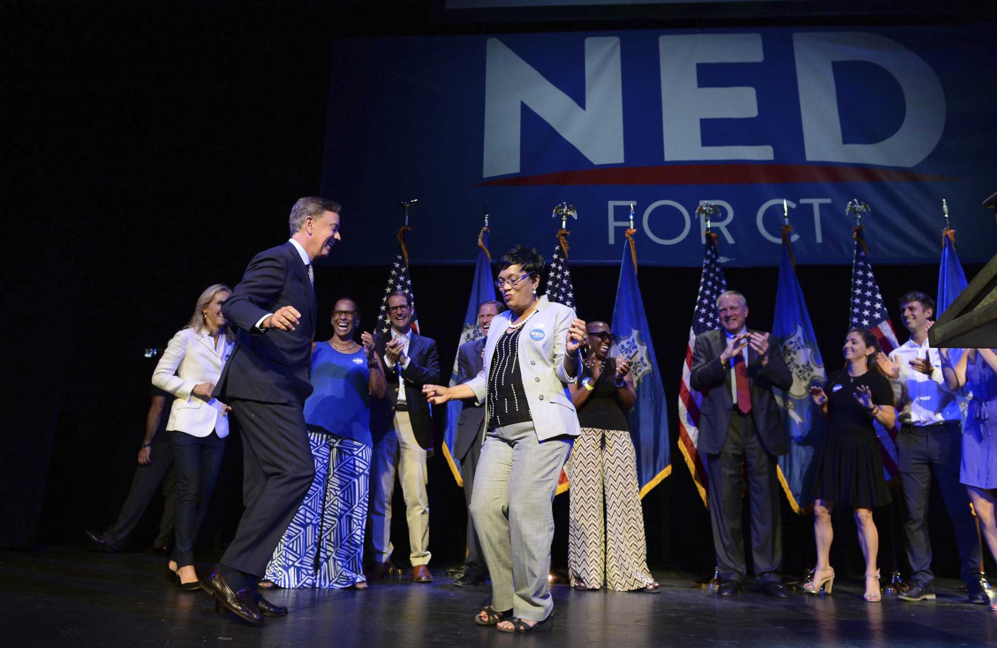 Michael J. Daly: Governor dancing his way into city’s good graces