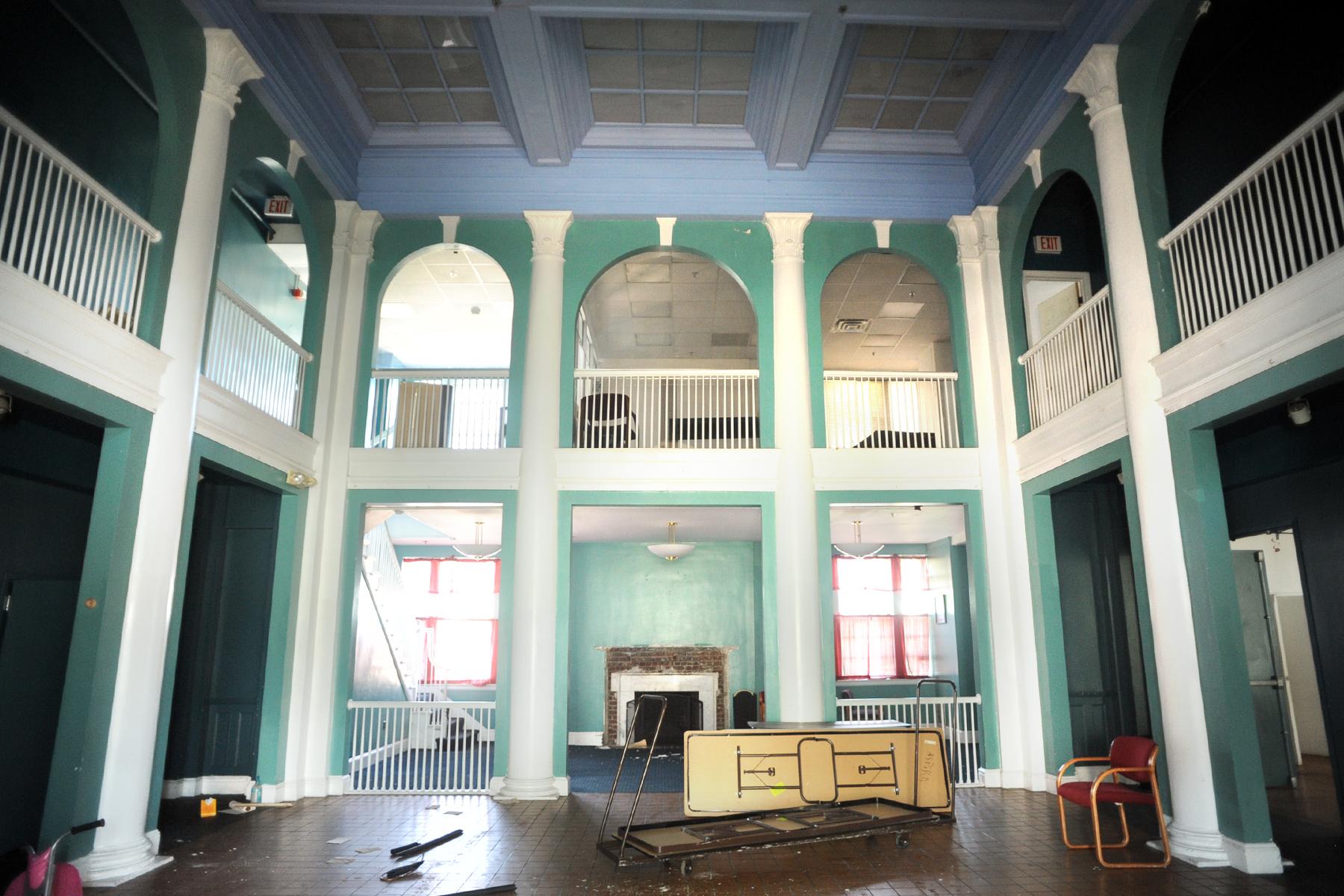 Ex-Sanborn library stands ... for now