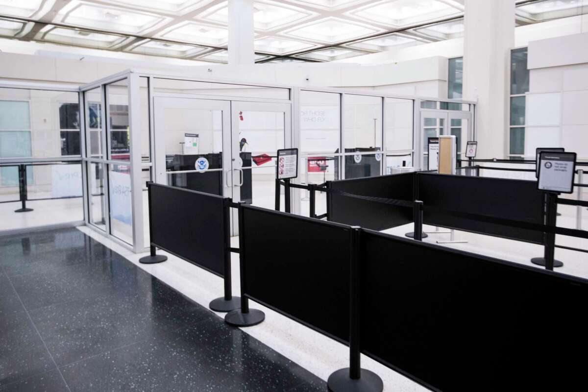 TSA closes Bush Airport security checkpoint due to government shutdown ...