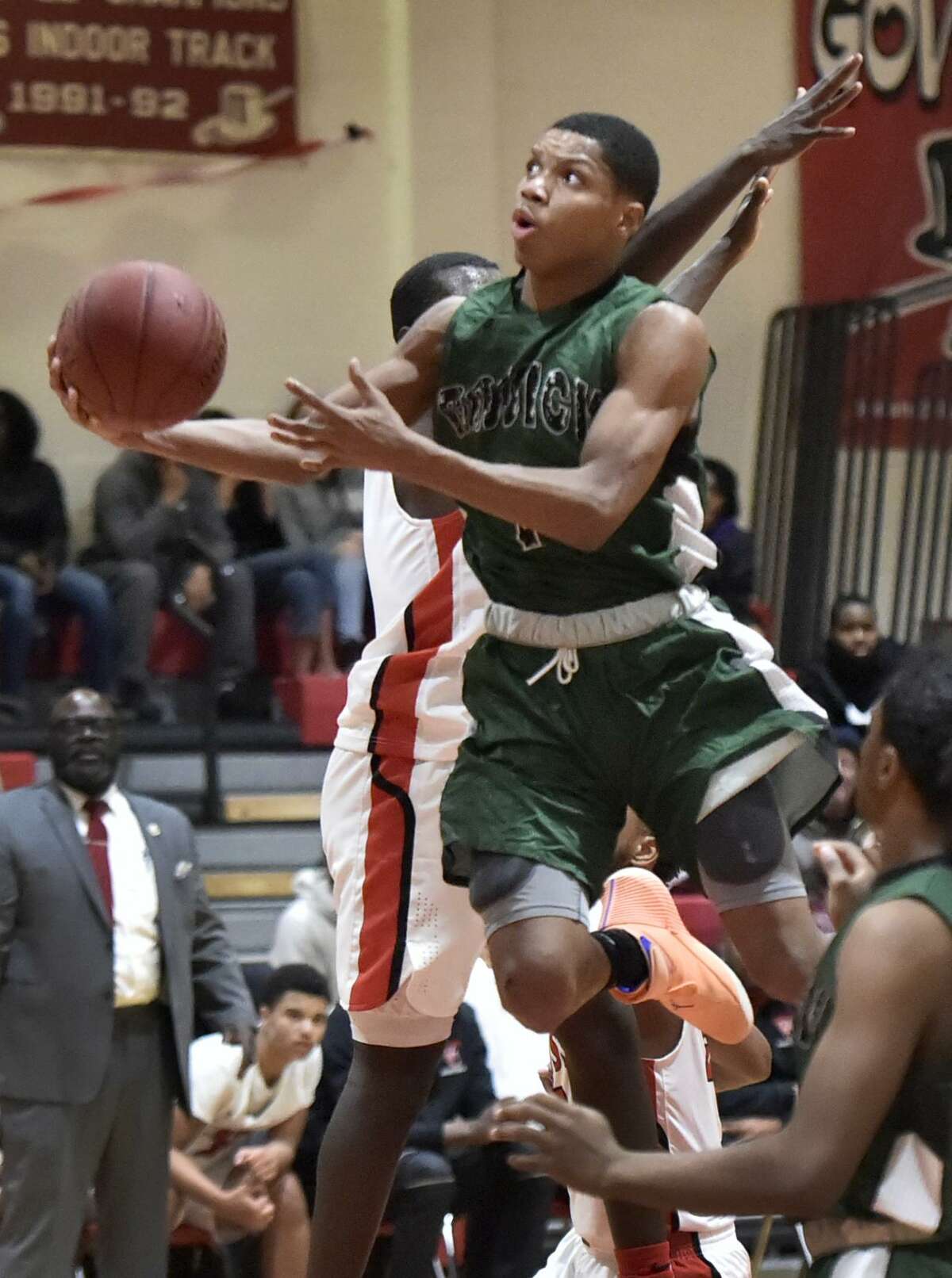 Photos: Bassick at Wilbur Cross boys basketball