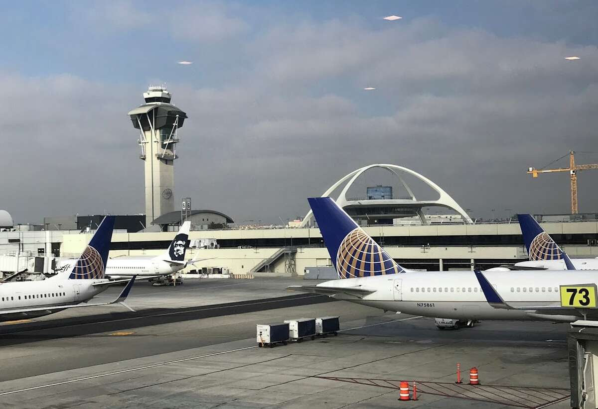 United's fifth Polaris Lounge opens at LAX [PHOTOS]